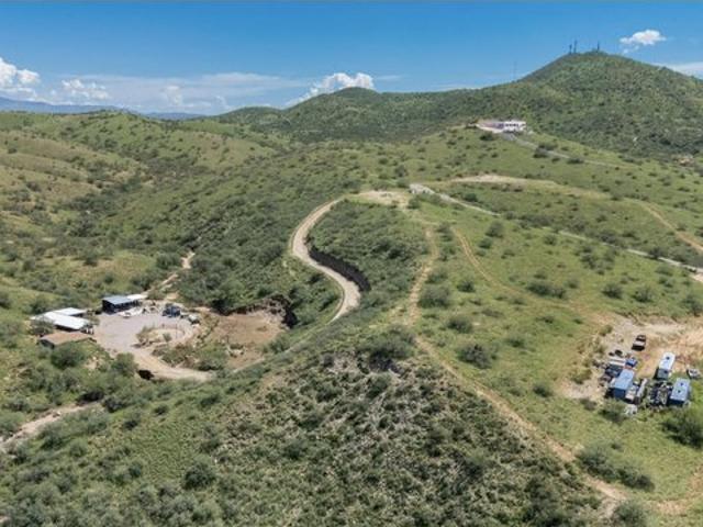 3197 N Edith Pl, Nogales, AZ 85621