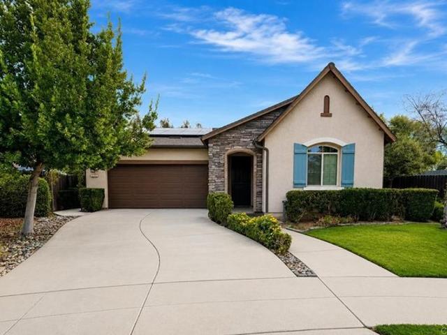 3197 Austin Ave, Clovis, CA 93619