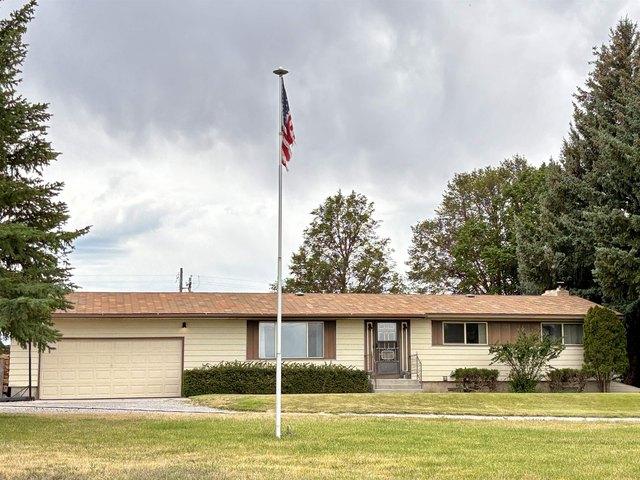 3197 Eagle Rock Rd, American Falls, ID 83211