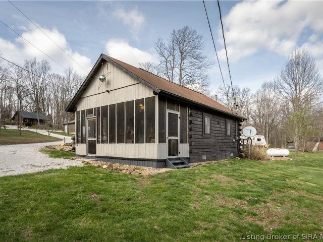 3198 N Happy Hollow Road
