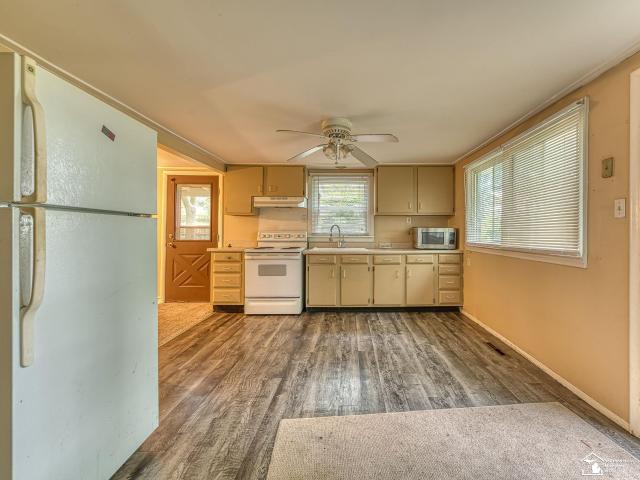3198 W Sterns Road