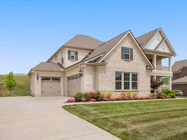 3199 Chase Point Dr, Franklin, TN 37067 | MLS #3182 | Compass