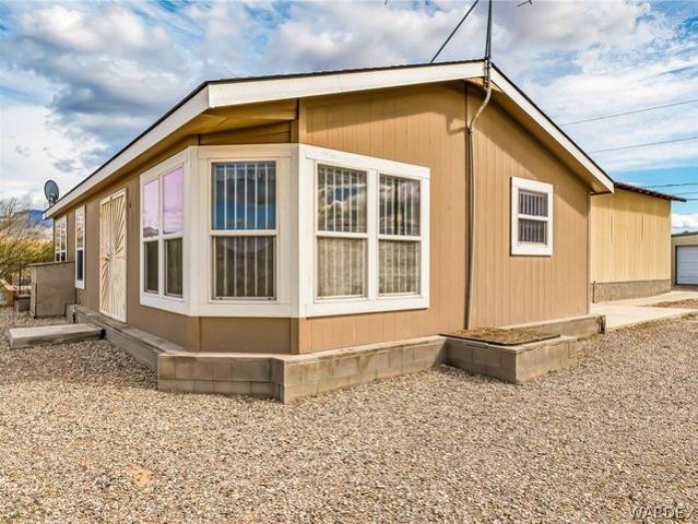 3199 E Katherine Dr, Bullhead City, AZ 86429