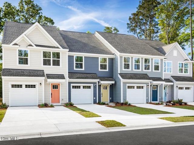 3190 Edgehill Dr, Navassa, NC 28451