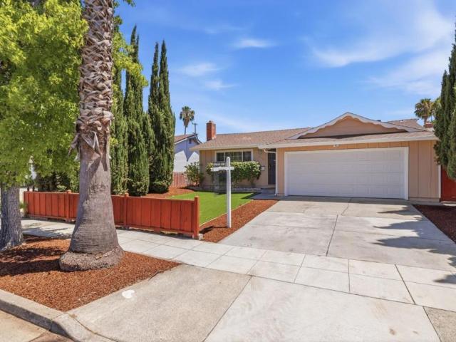 3190 Golf Drive