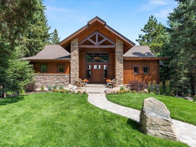 31928 Log Home Dr, Walker, MN 56461