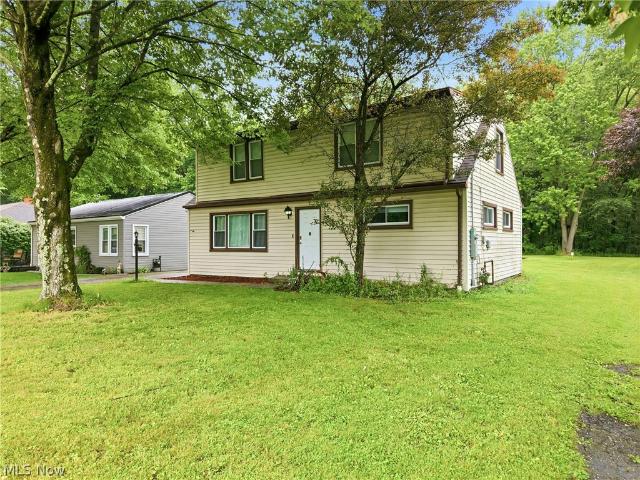 3192 Roselawn Drive