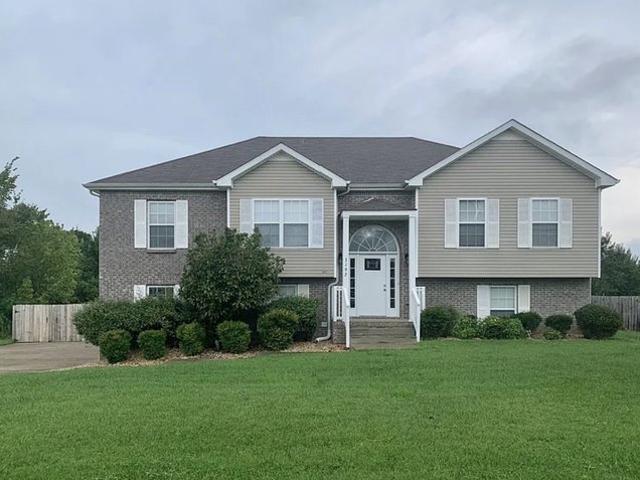 3192 Twelve Oaks Blvd, Clarksville, TN 37042