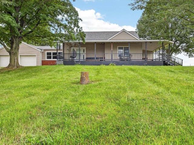 3192 W 100 Rd S, Bloomfield, IN 47424
