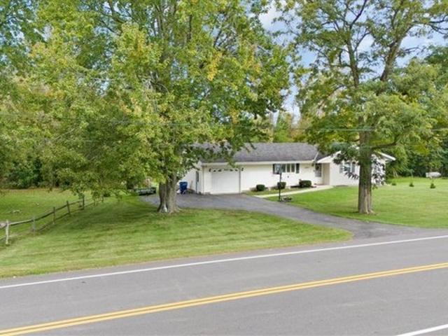 3192 Wiedrick Rd, Walworth, NY 14568