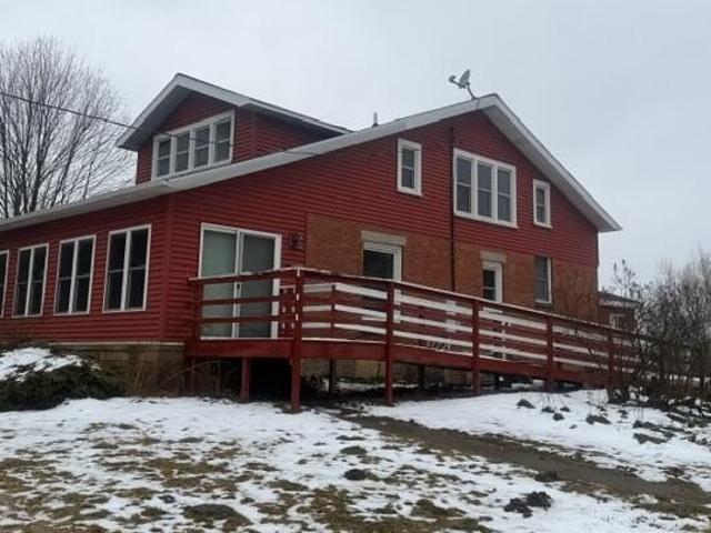 3193 W 112th St, Grant, MI 49327