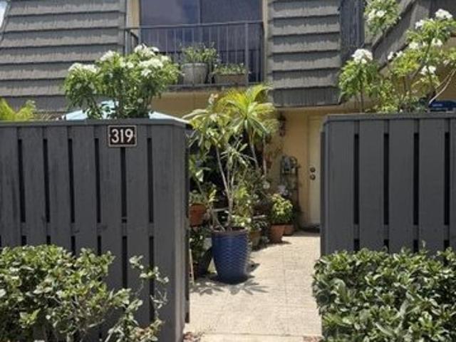 319 3rd Way, West Palm Beach, FL 33407