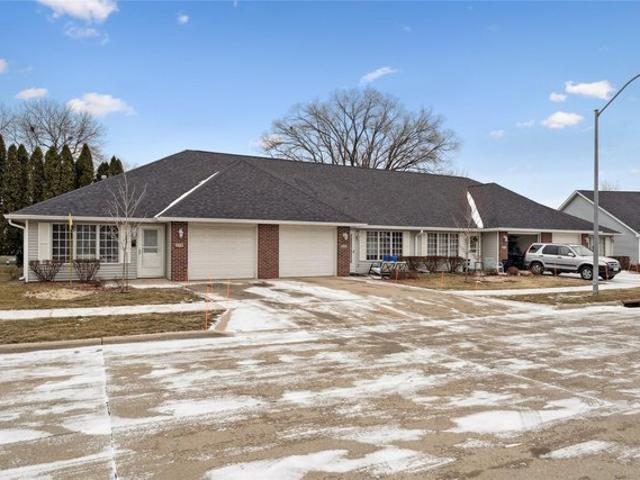 319 13th Ave SW Unit 13, Altoona, IA 50009