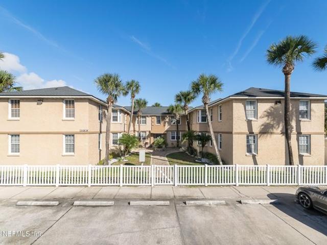 319 1st Ave N Apt 2E, Jacksonville Beach, FL 32250