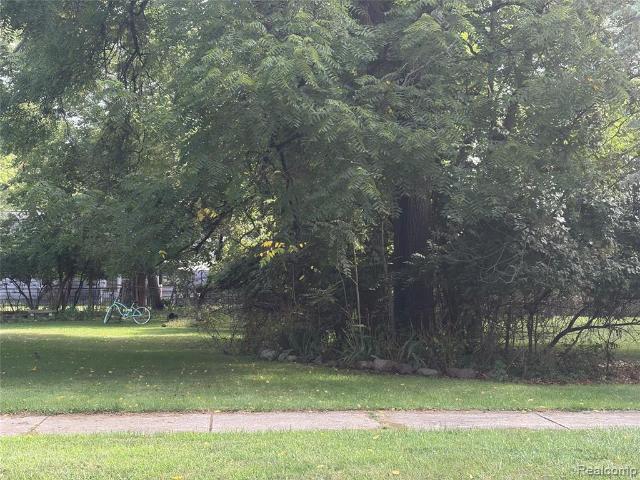 319 1st Street