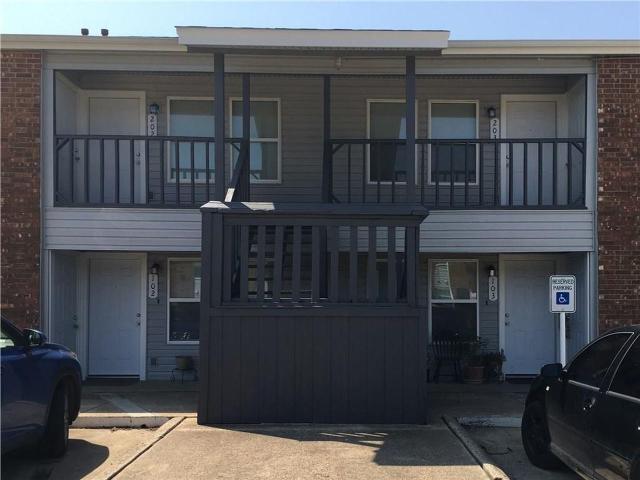 319 327 SE 3rd Street 2 Bedroom Apartment for Rent at 319 Se 3rd St, Grand Prairie, TX 75051