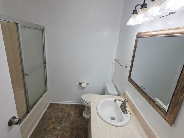 319 Concord St 3 Bedroom Apartment for Rent at 319 Concord St, Glendale, CA 91203 Vineyard