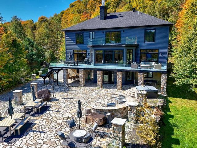 319 Ch. du Plateau, Ivry sur le Lac, CA, QC