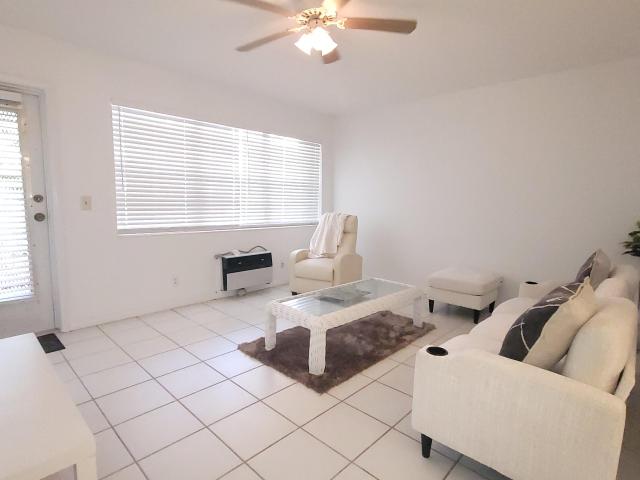 319 Chatham P, West Palm Beach, FL 33417 | MLS #B26015