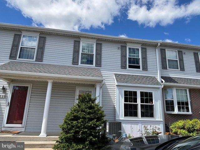 319 Cherry St Unit 13, Red Lion, PA 17356