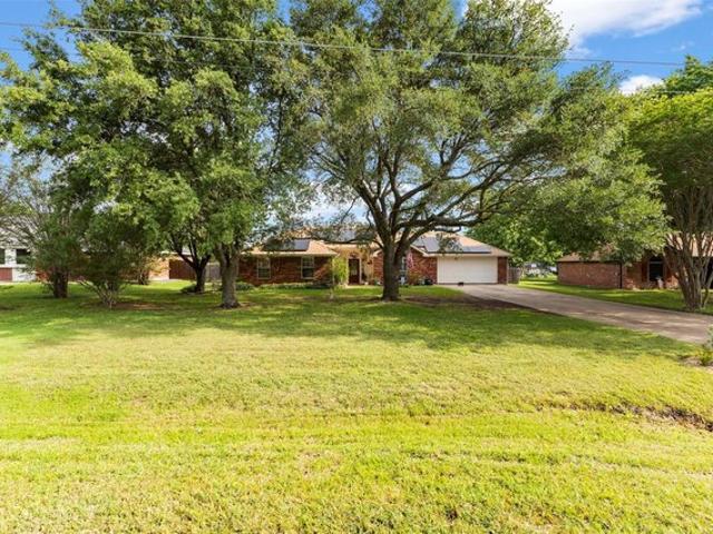 319 Anita Ln, Waxahachie, TX 75165