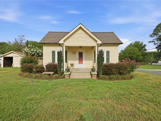 319 Apple St, Gibsonville, NC 27249