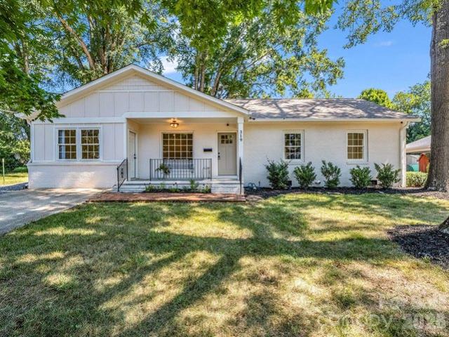 319 Arlington St, Forest City, NC 28043
