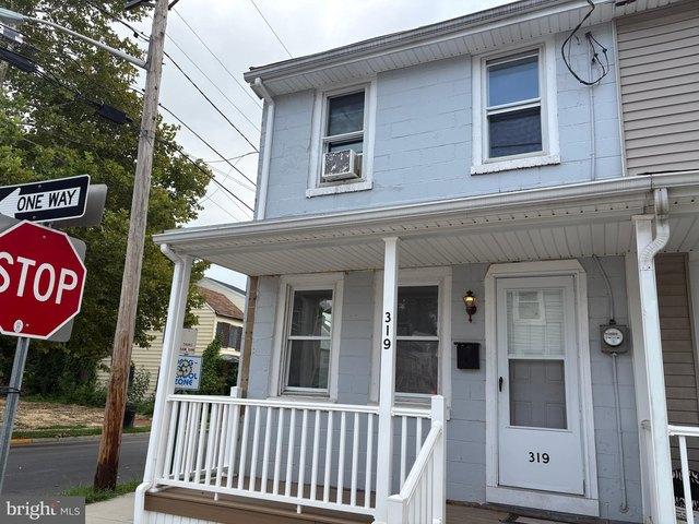 319 Borden St, Bordentown, NJ 08505