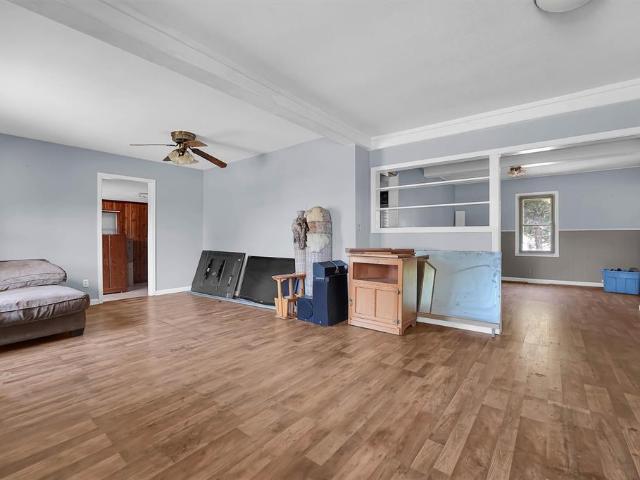 319 E 5th Street