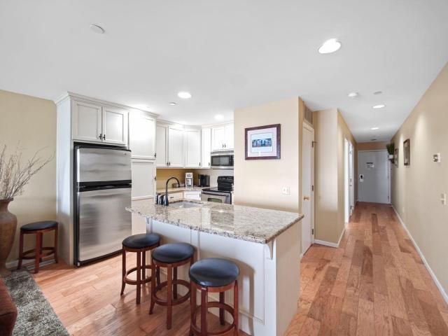 319 E Jefferson Street