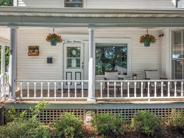 319 E Lake St, Unit 319 1/2