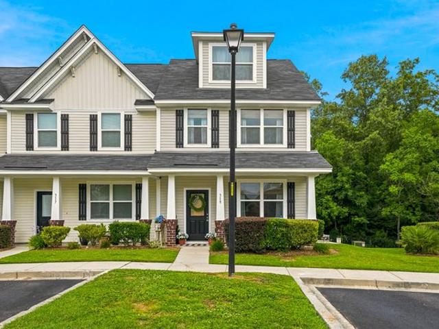 319 Flyway Rd, Goose Creek, SC 29445