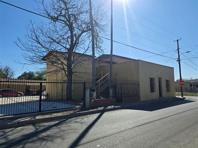 319 Hidalgo St