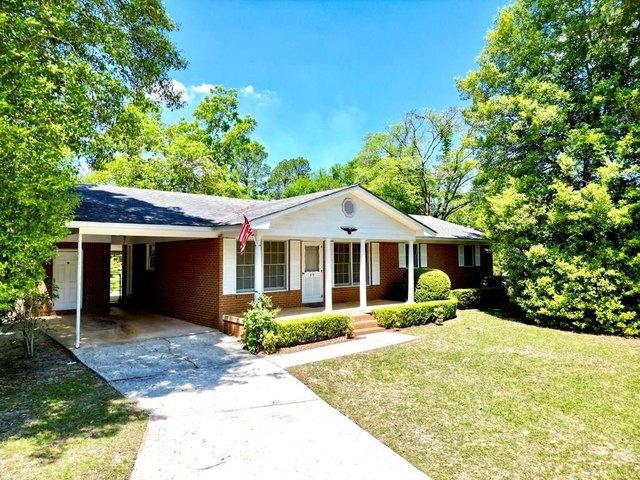 319 Irwin St, Tifton, GA 31794