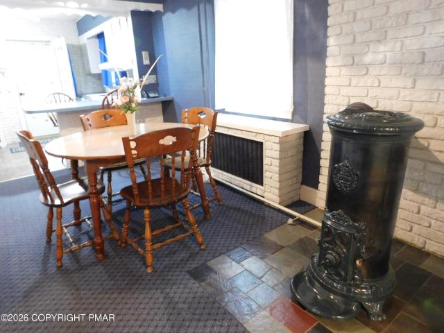 319 Lofty Road