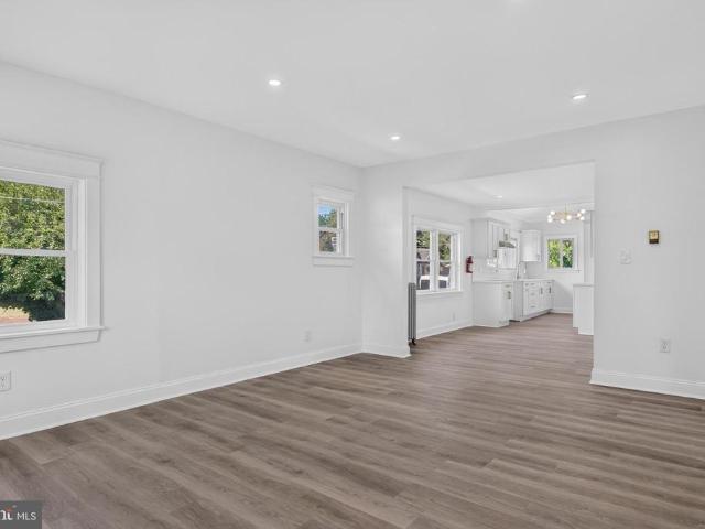 319 Laurel Avenue