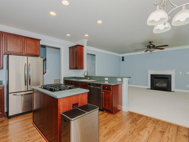 319 Large Oak Lane