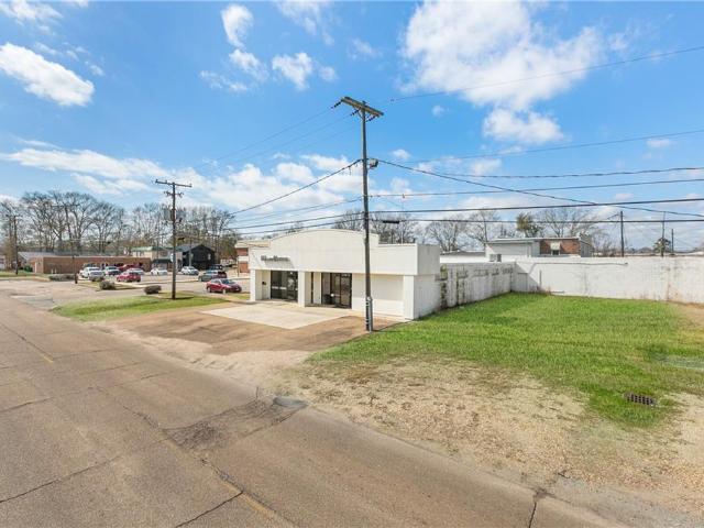319 Memphis Street