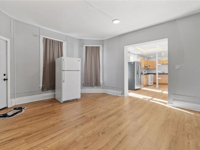 319 Merriman Ave Lower #1 Avenue