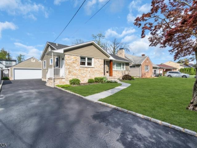 319 Myrtle Ave, Scotch Plains, NJ 07076 | MLS #4021 | Compass
