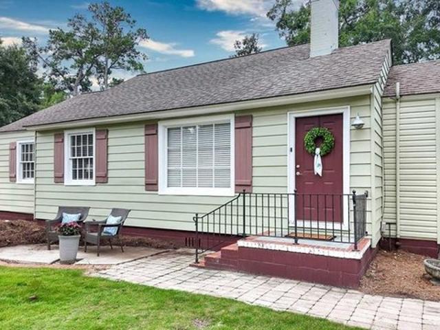 319 Myrtle Dr, Thomasville, GA 31792