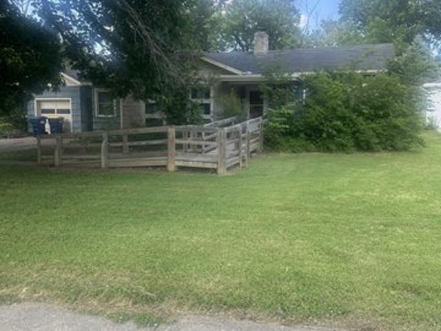 319 N Arlington St, Greencastle, IN 46135