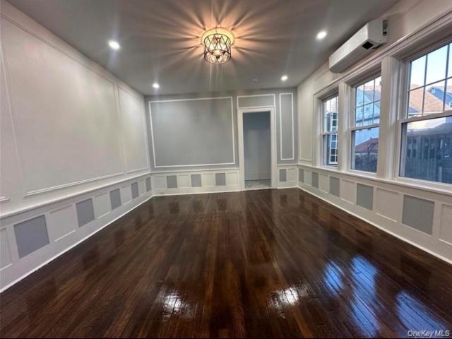 319 N Fulton Avenue 317