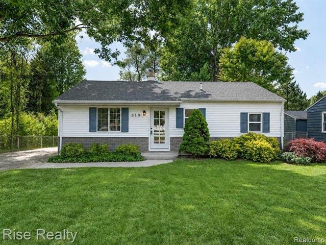 319 N Genesee St, Montrose, MI 48457
