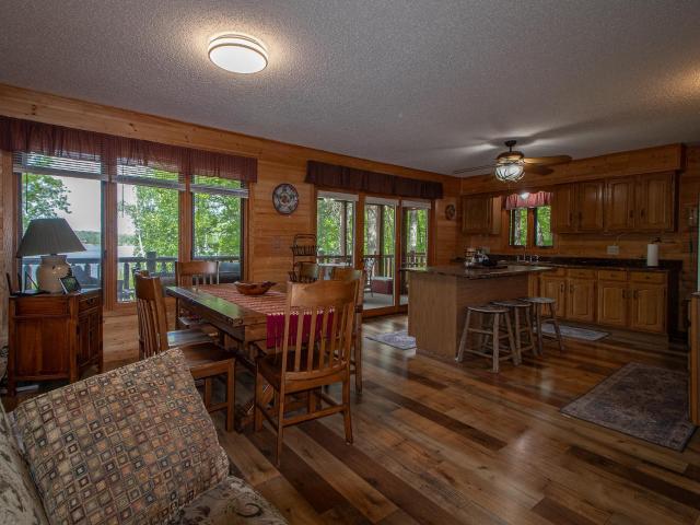 319 S Lake Lawrence Road NE