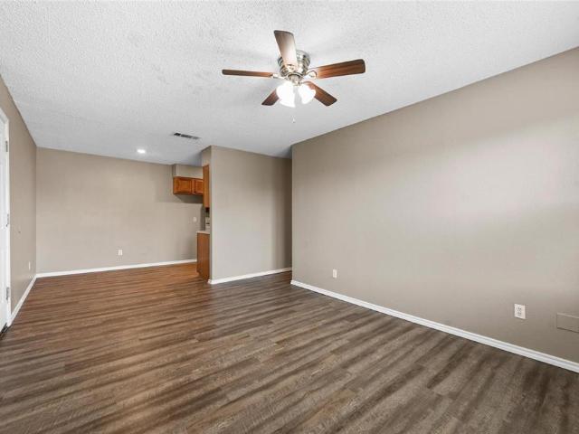 319 SE 3rd Street # 104