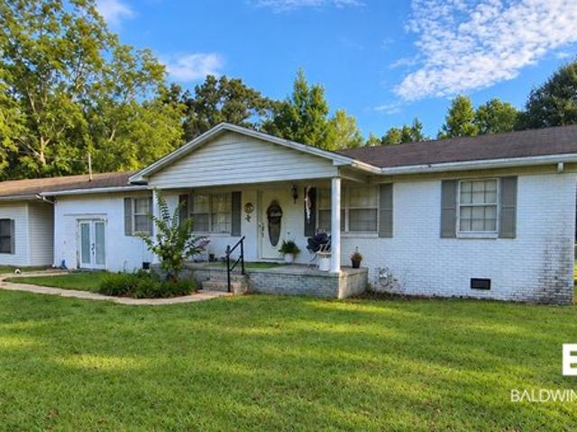 319 Sherwood Dr, Monroeville, AL 36460