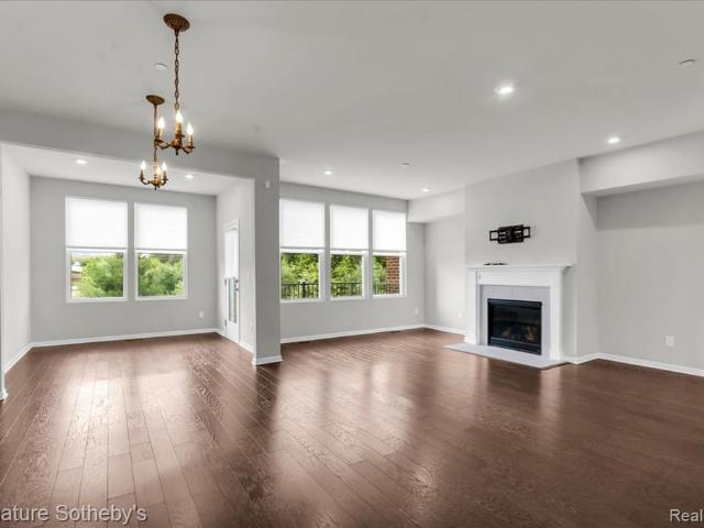 319 Strawberry Drive