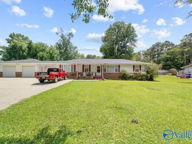 319 Pickens St SE, Attalla, AL 35954