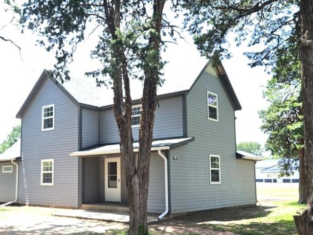 319 W Aspen Ave, Pond Creek, OK 73766
